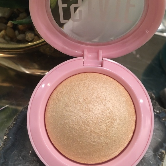 ipsy | Makeup | Ipsy Sample Bag Of Contour Items | Poshmark